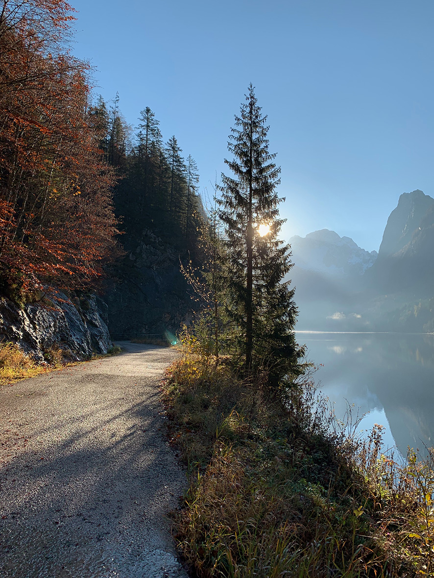 RUNDWEG UM DIE GOSAUSEEN – BERGKIND.AT